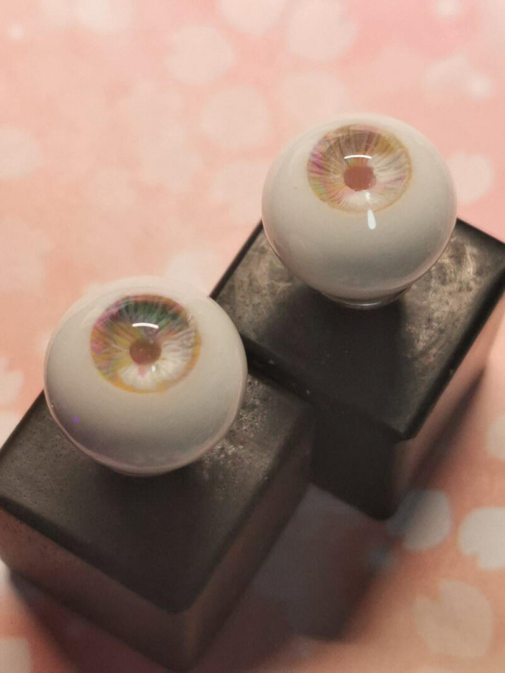 BJD eyes with multiple colors in pupils - Knewland